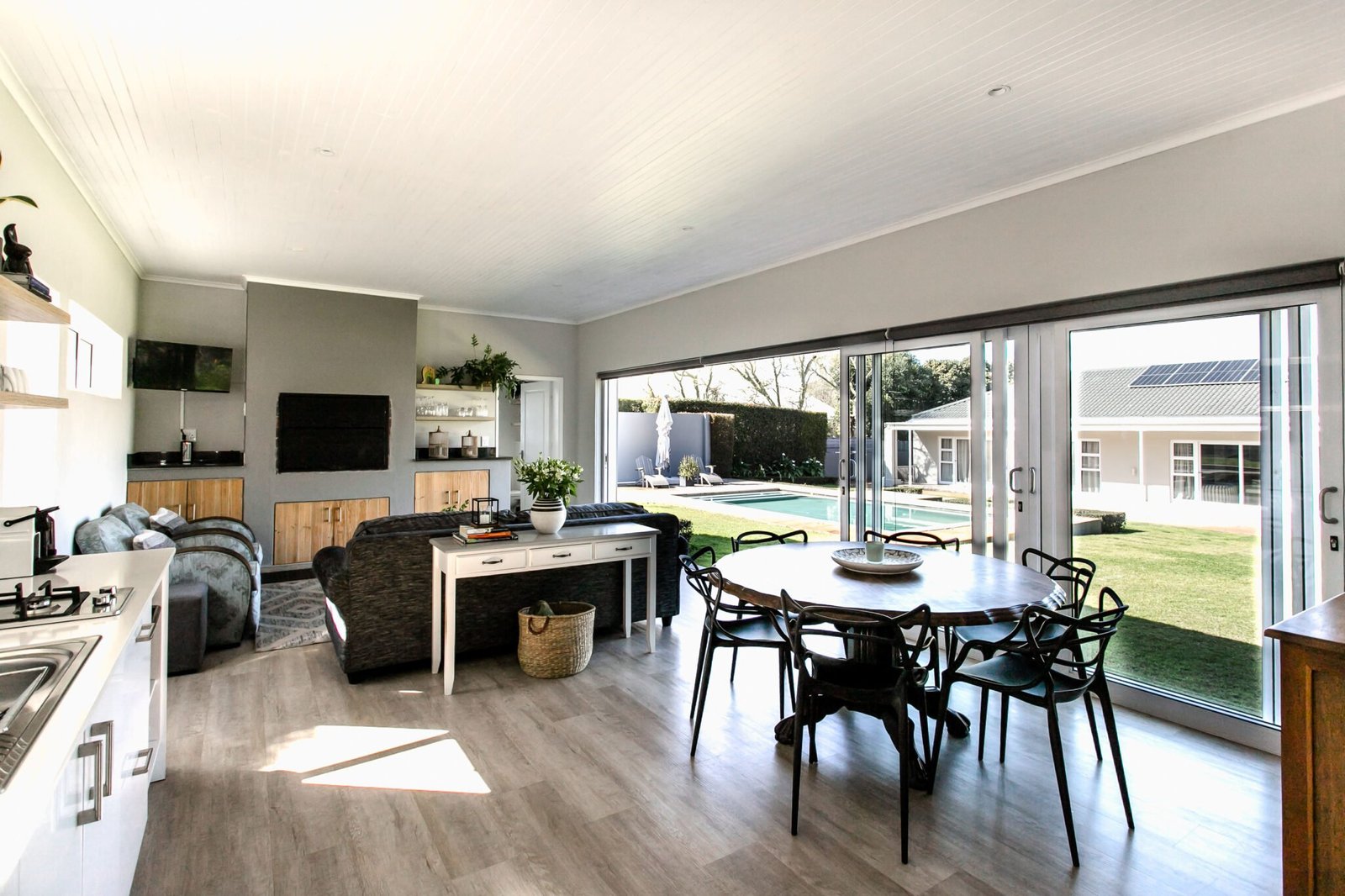 Holiday Homes - Hermanus Luxury Holiday Homes